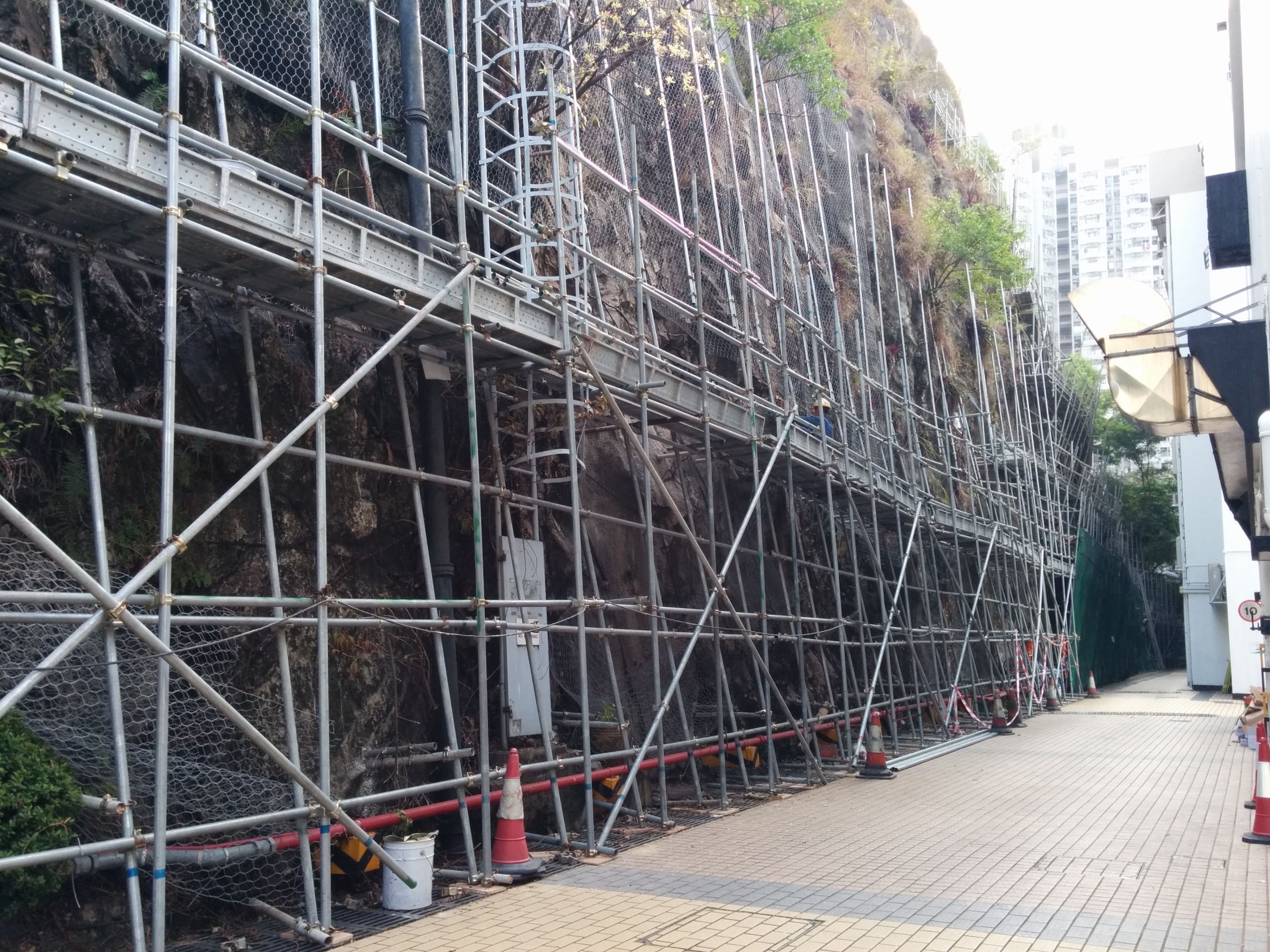 Site Formation | Man King Holdings Limited